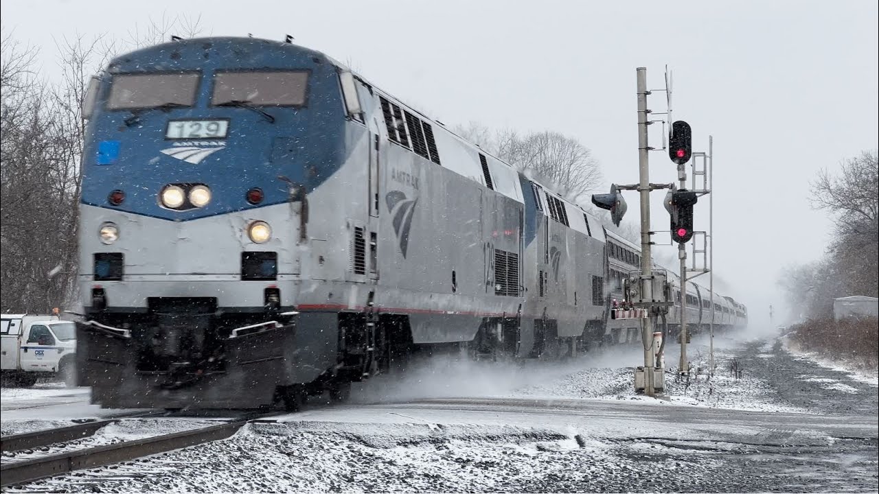 Amtrak 48 "Lake Shore Limited" Flies Thru Centerport During Snowfall ...