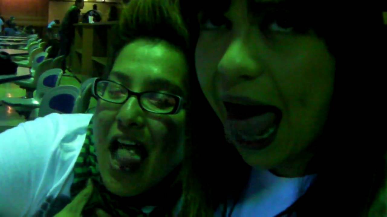 Tongue Action Youtube 9483
