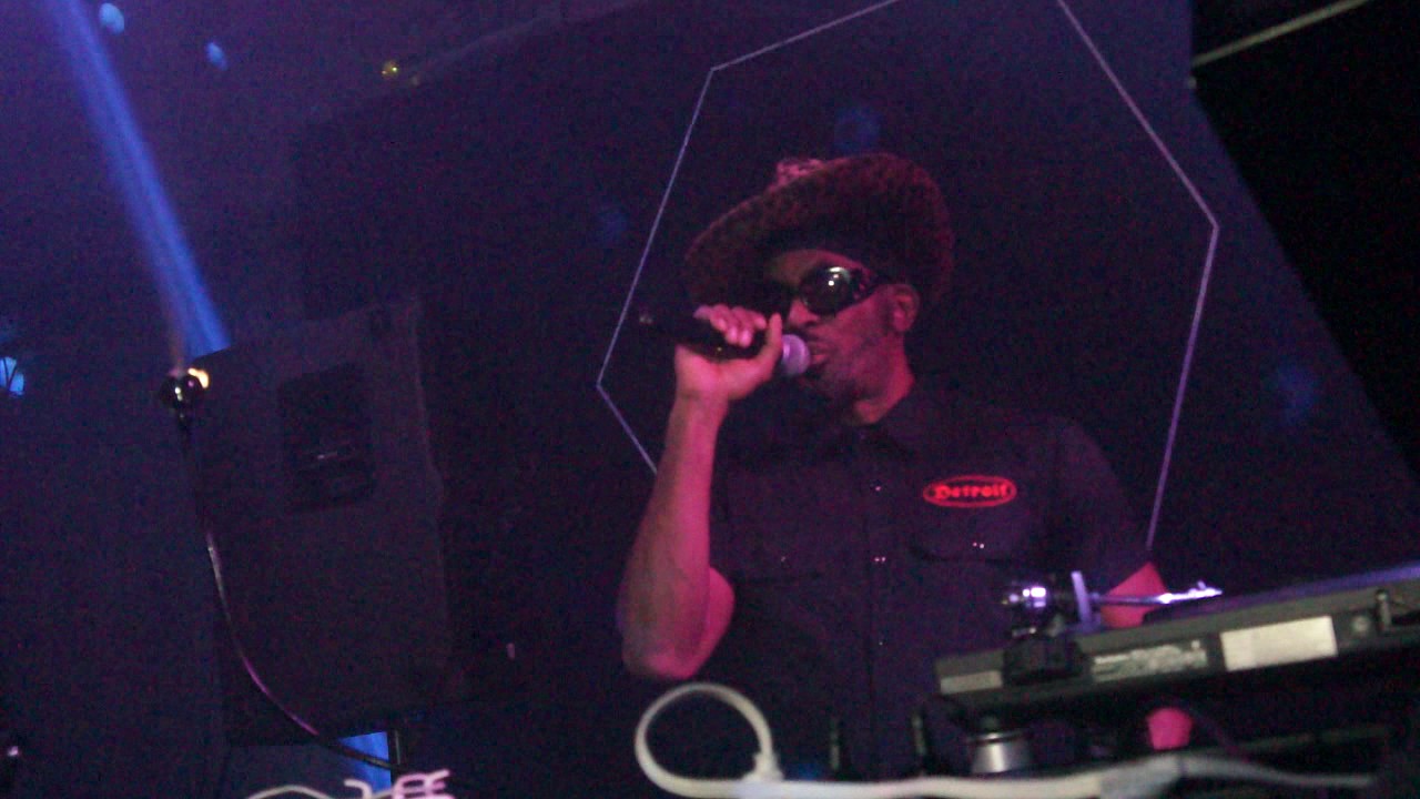 AMP FIDDLER @ NYE Ampere/Anvers (part 5) 31.12.2016 *Superficial* - YouTube