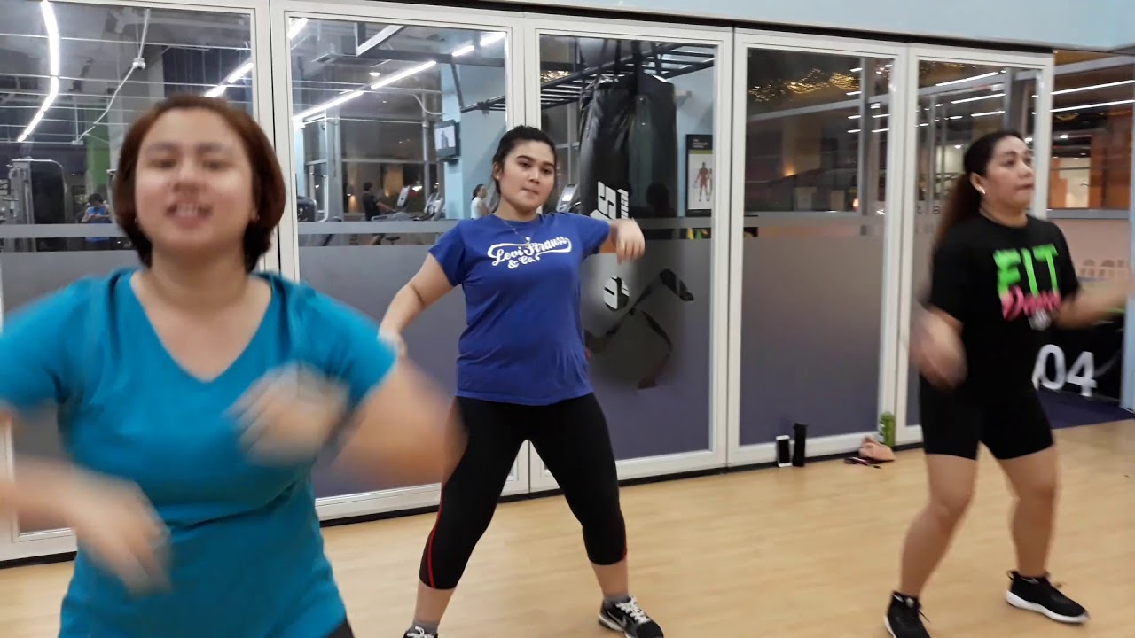Mixxed Fit with coach Raisa - YouTube