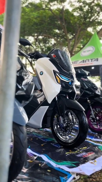 CAKEP Nya Luar Biasa 🤍™Modifikasi PROPER Kontes™🤍 _MULUS SEKALI_ Yamaha ...