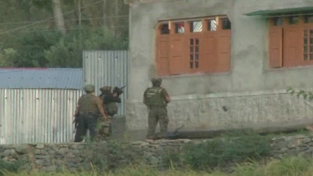 Indian Army Perform Search Operation at Srinagar in Jammu and Kashmir ...