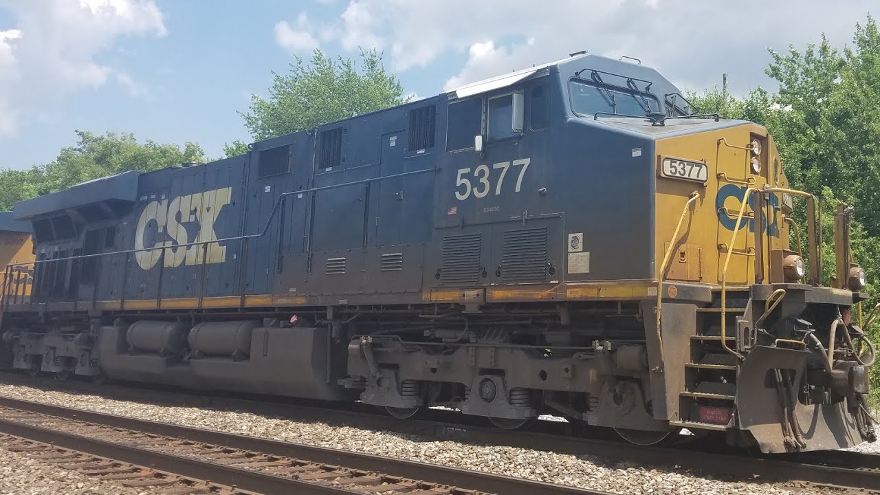 CSX 5377 leads Q206 through Terre Haute, IN - YouTube
