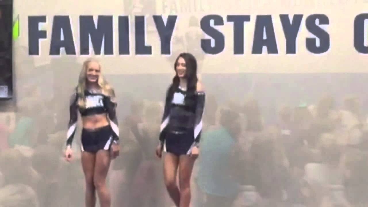 2016 Uniform Reveal - YouTube