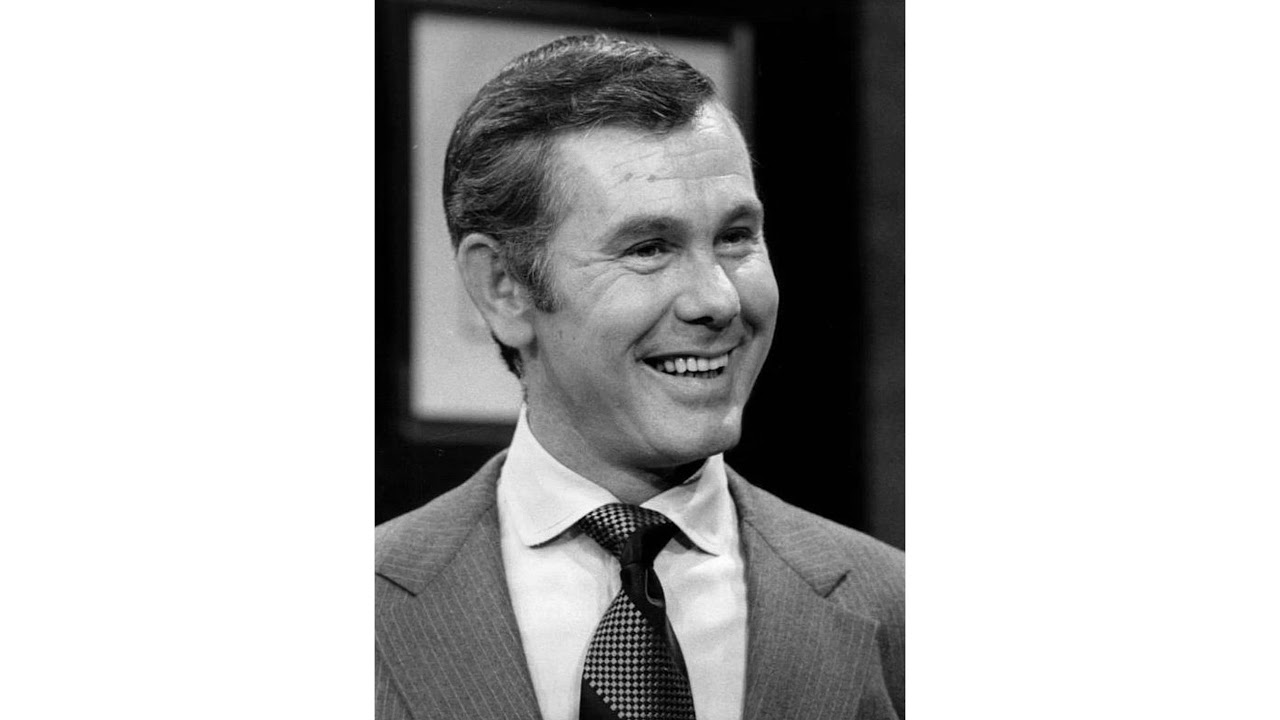 Johnny Carson Biography - YouTube