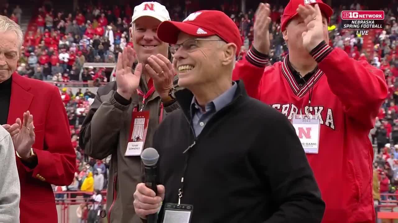 Frank Solich Addresses Crowd at Husker Spring Football Game - YouTube