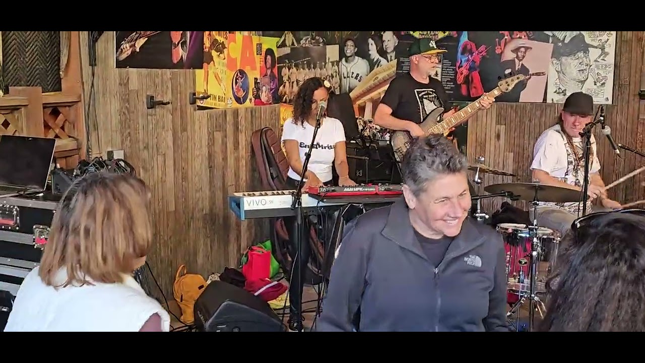 Do I Do covered by EnSPirits, Dave Tweedie's Album Release Show The Art ...