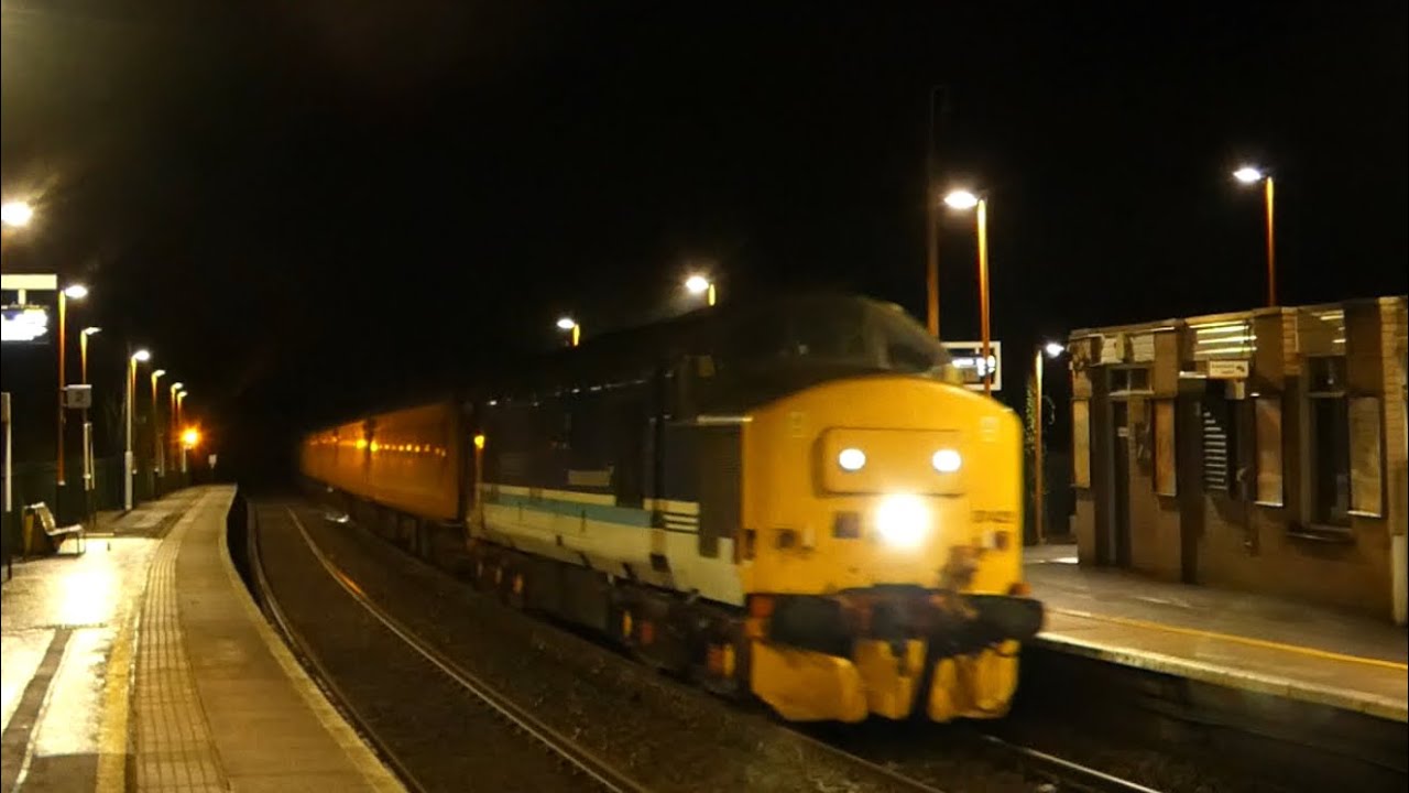 37425 ‘Concrete Bob’ & 37610 Thrash round West Midlands!- 1Q55 - Derby ...