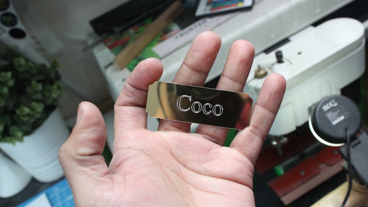 Custom Engraving Gold Plate with Name Engraved - YouTube