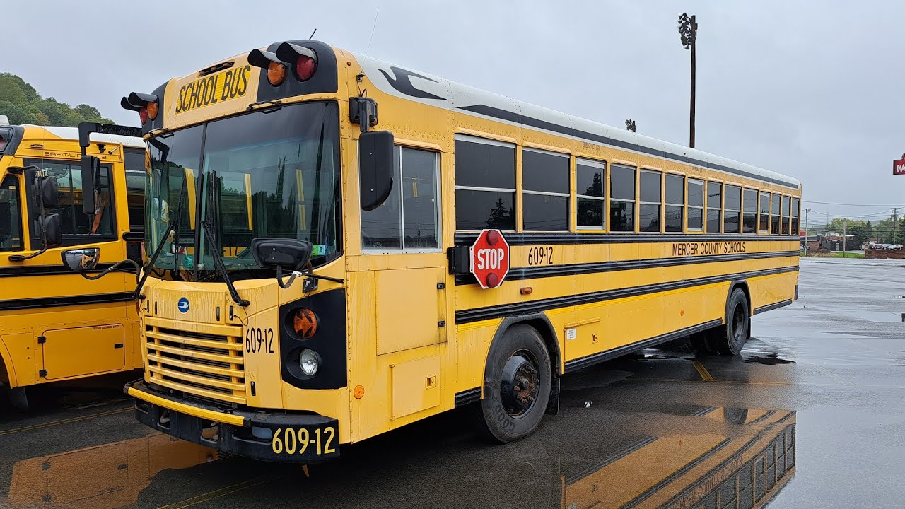 2012 Blue Bird All-American D3 FE Walk Around - YouTube