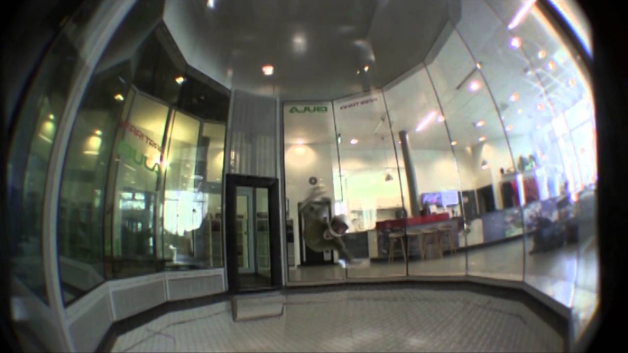 SFR-1 360 Barrel roll stall - YouTube