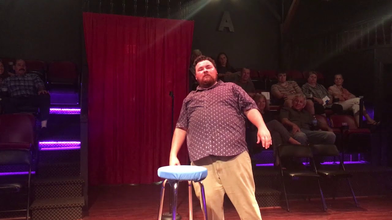 Derek Minto Live @ The Comtra Theater - YouTube