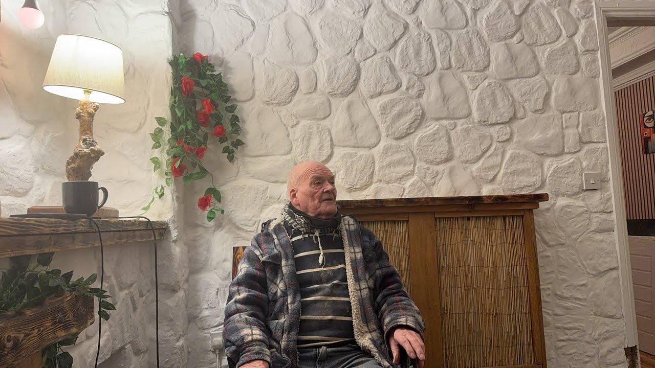 Angry Bob is live - YouTube