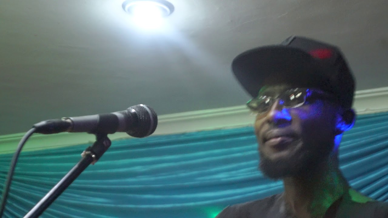 Aleck Musuki - Marujata (Live) - YouTube