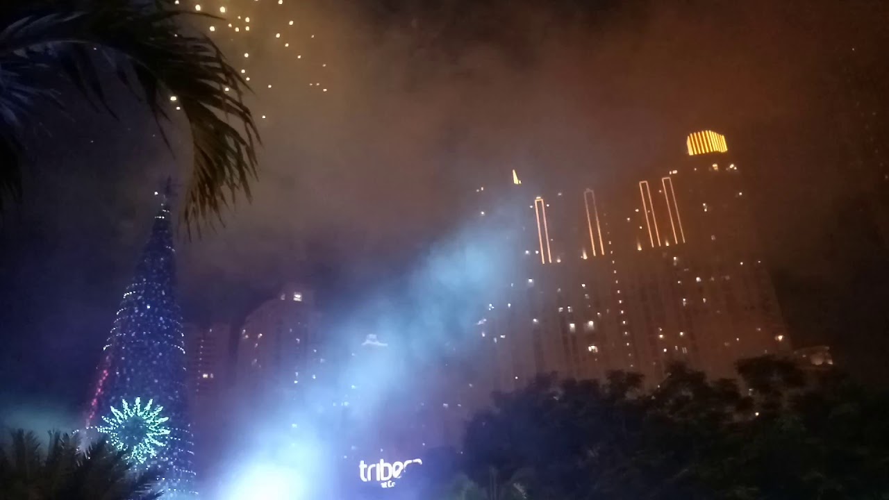 INCREDIBLE FIREWORK - YouTube