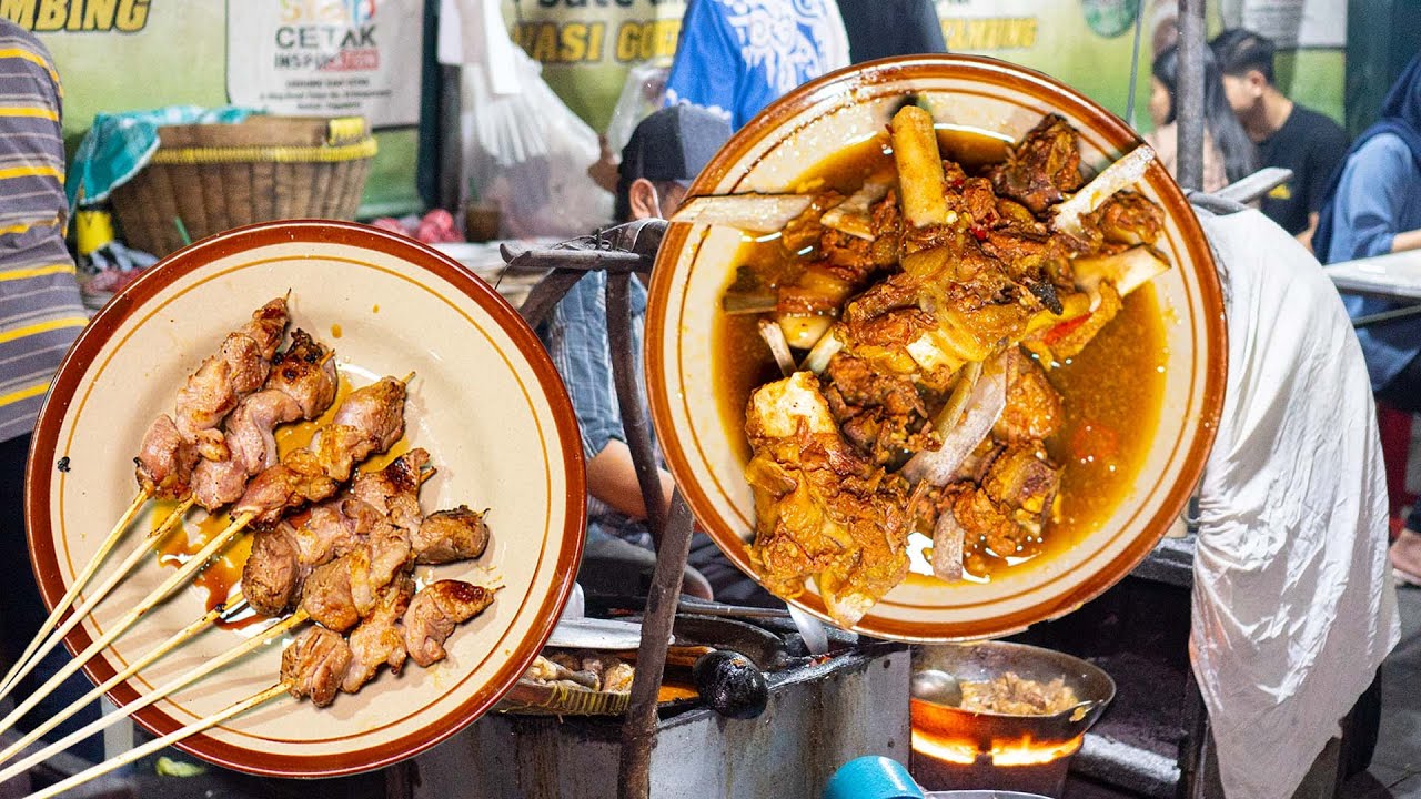 GOAT SATAY LEGEND IN YOGYAKARTA PLACED AT TRADITIONAL MARKET! SATE ...