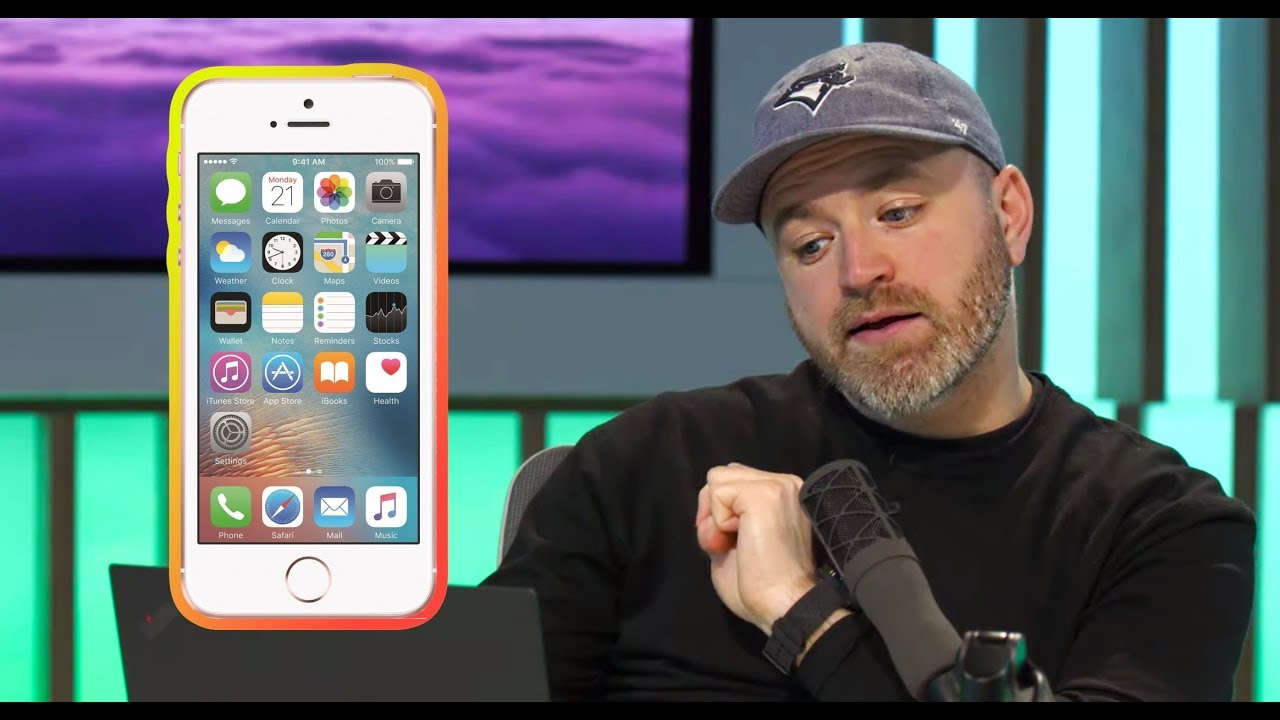 Lew Later's Reaction To People Buying The iPhone SE In 2019 - YouTube
