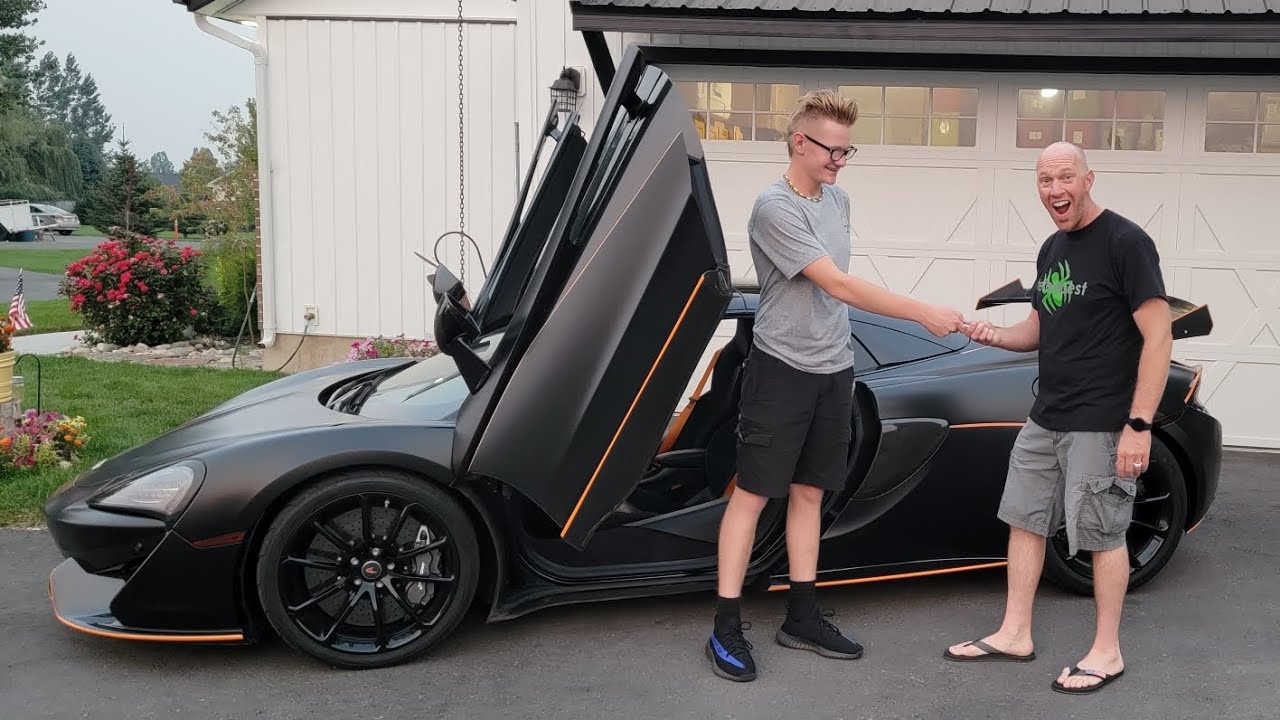 Teaching My Dad How To Drive A Mclaren 570s!! - YouTube