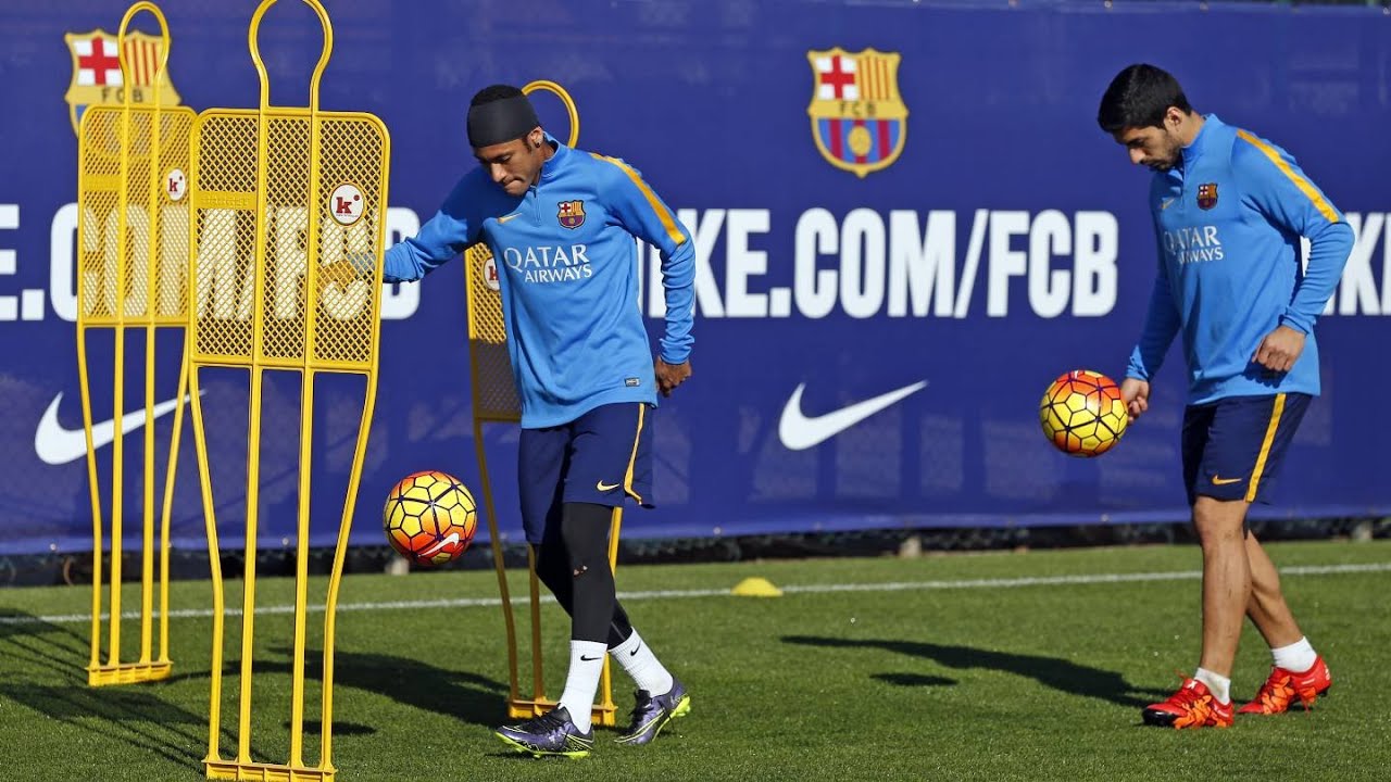 FC Barcelona training session: recovery session after the european ...