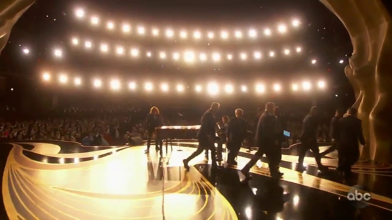 Lady Gaga & Bradley Cooper - Shallow (Live) Oscars 2019 HD - YouTube