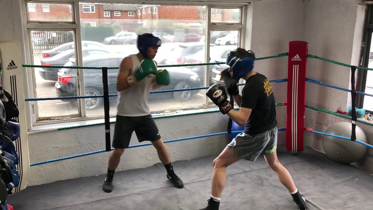 Charlie boxing 1 - YouTube