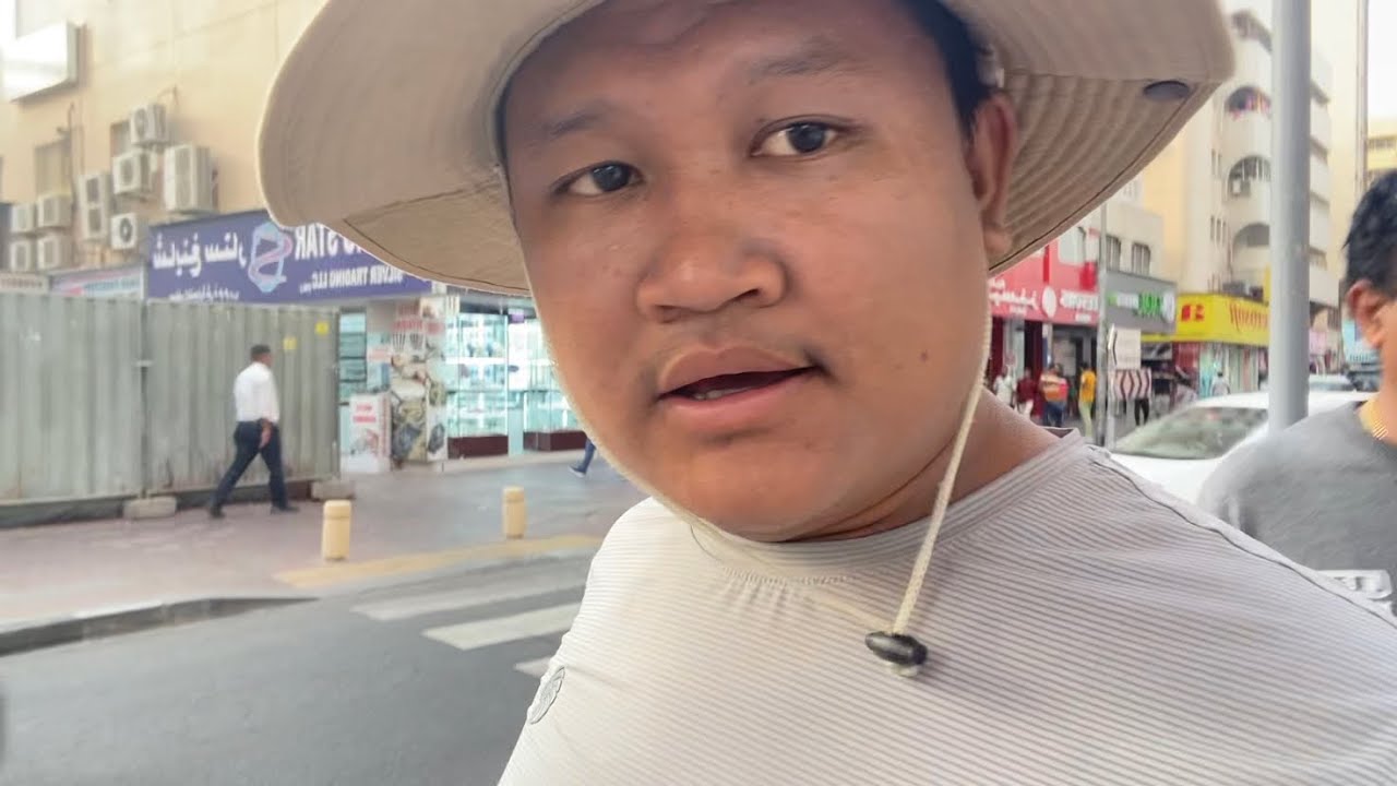 Random day out near Sharaf GD in Dubai - YouTube