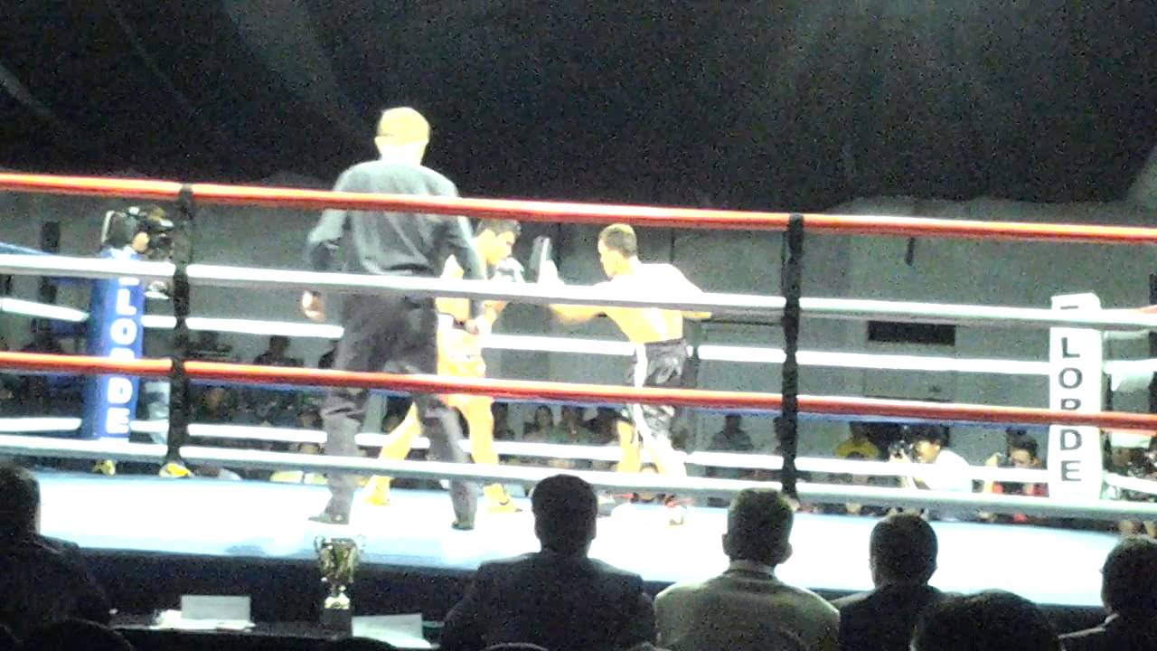 Jonathan Taconing vs Vergilio Silvano RD4 - YouTube