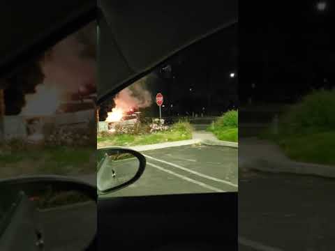 Kia Soul Catching fire in Cerritos - YouTube