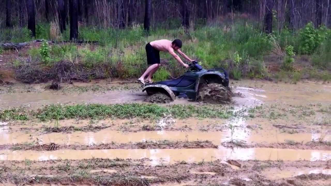 2013 420 rancher swamplites - YouTube