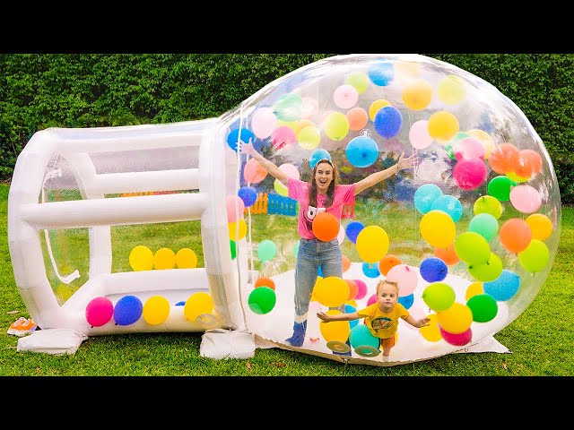 Chris and Mom build Inflatable Playhouse for children - Videos For Kids