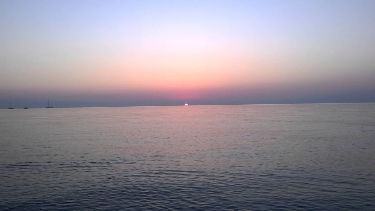Alba sul mare - YouTube