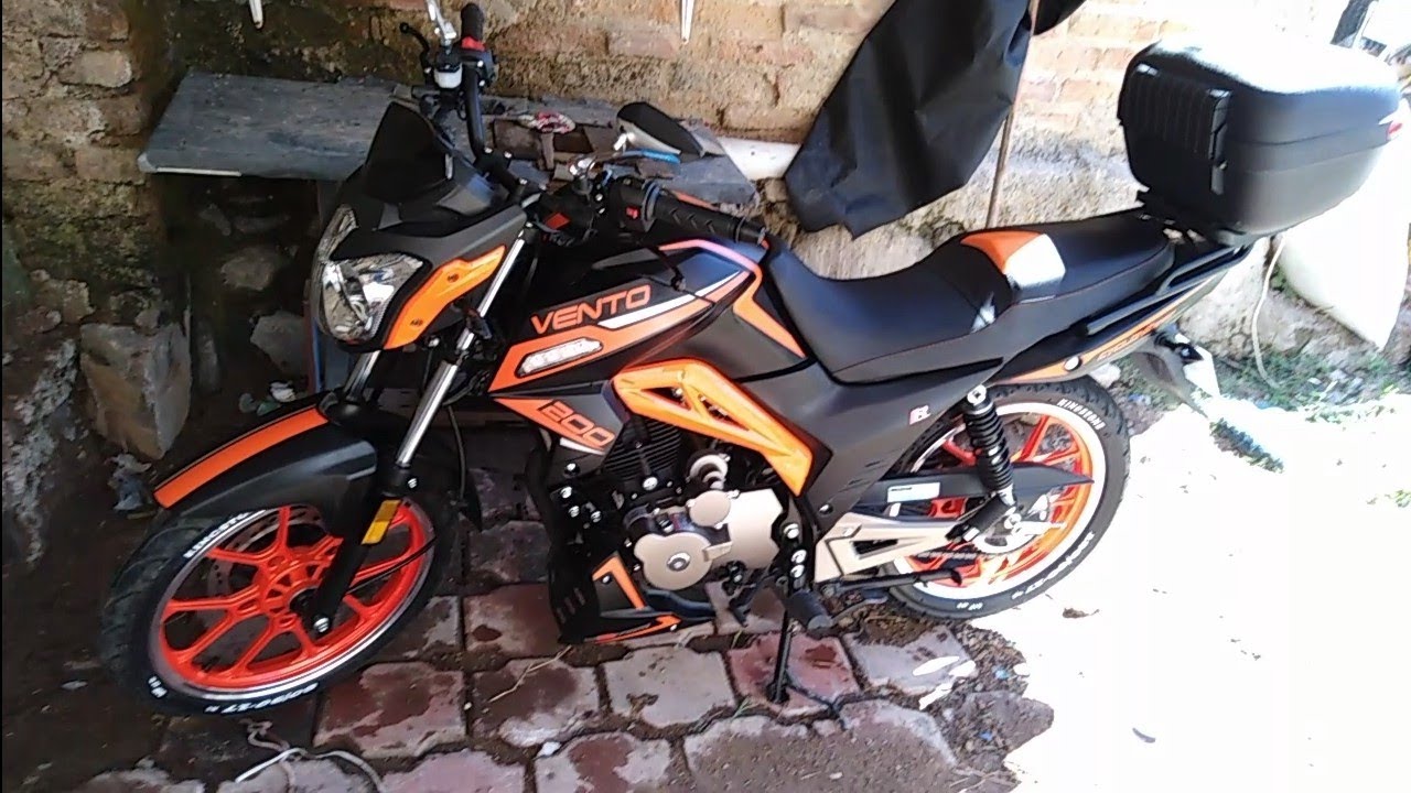 Moto ventó cyclone 200 año 2020 - YouTube