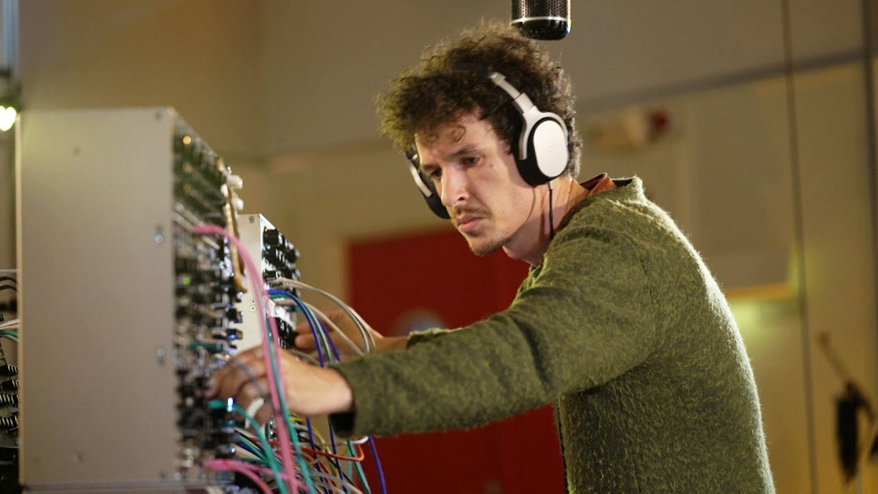 Colin Benders - Full Performance + interview (live on 2 Meter Sessions ...