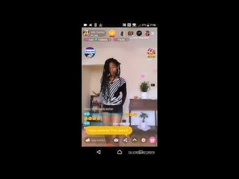 HOT girl  live on webcam dancing