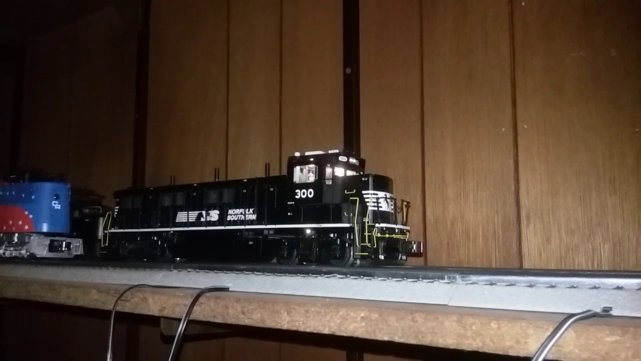 Lionel Vision Line Norfolk Southern Genset Switching Operations - YouTube