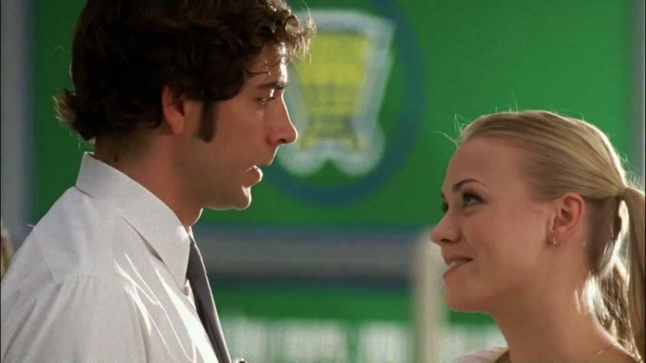Chuck S01E03 HD | Chuck and Sarah "Give Me A Kiss" -- Tim Jones - YouTube