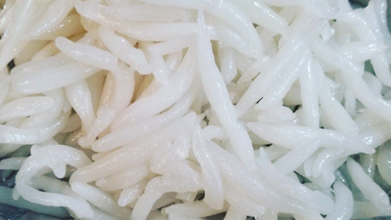 How To Make Loh Shee Fun or Needle Noodles( Mì kim)银针粉 - YouTube