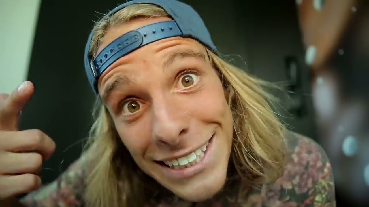 CHAMONE - Pra Se Sentir Vivo (Official Music Video) - YouTube