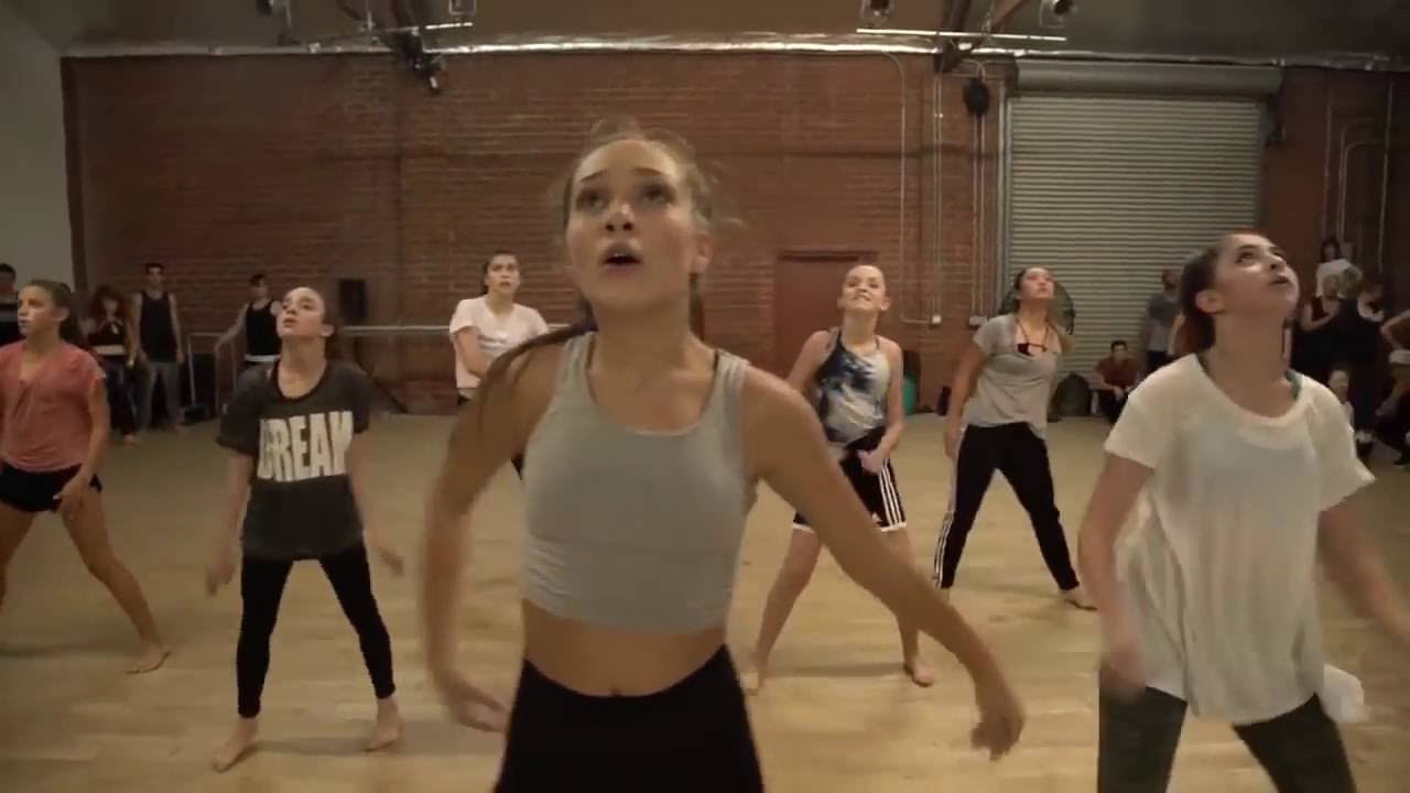 Maddie Ziegler Dancing Beautifully - IN MEMORY OF ANDRE FUENTES - - YouTube
