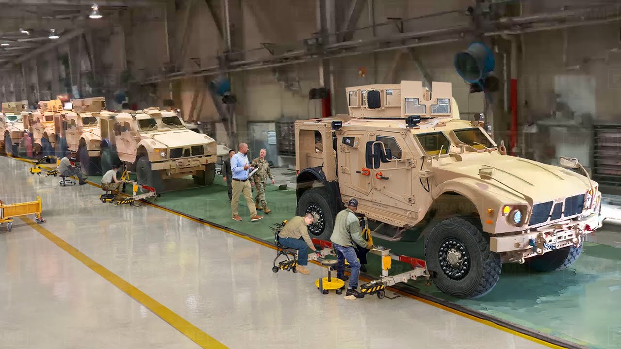 Inside Gigantic US Army Factory Preparing Thousand of Armored Vehicles ...