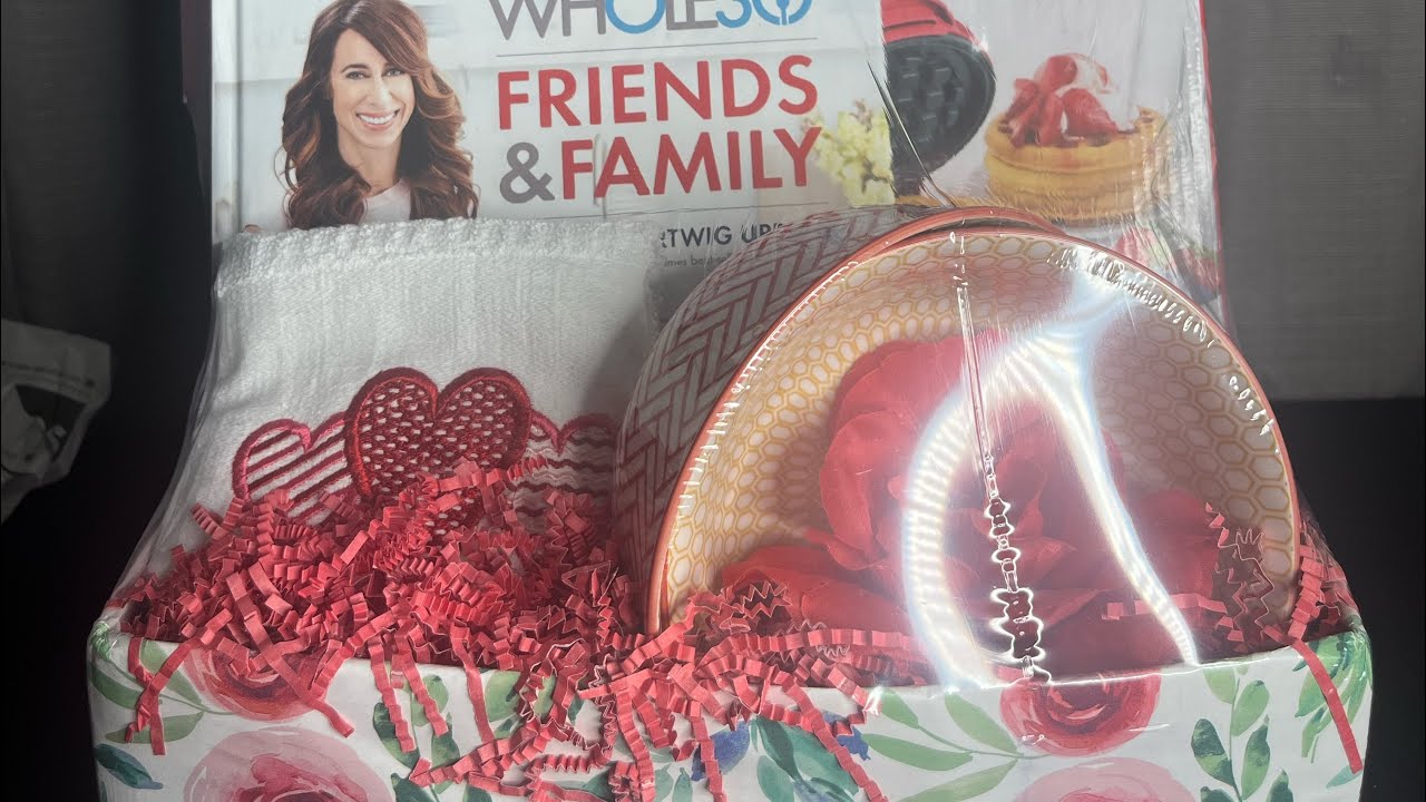 Creating 1K Gift Baskets: Design With Me! Cooking Theme Gift Basket ...