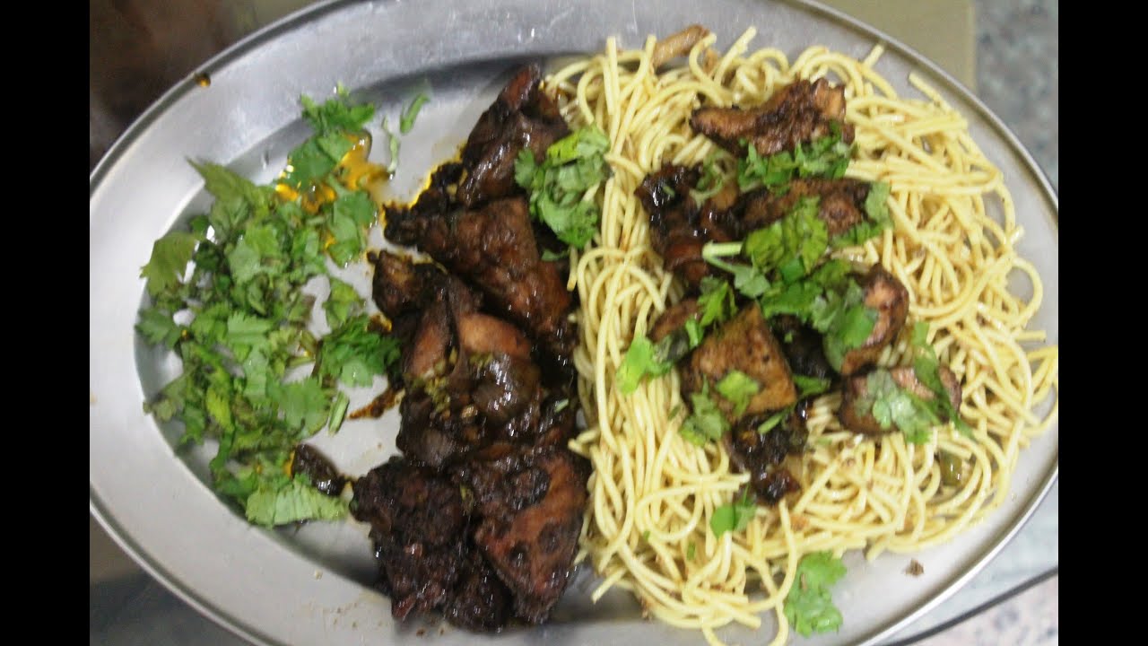 Chilli Chicken Recipe Video || Chicken Chow mein || Lunch Time ...