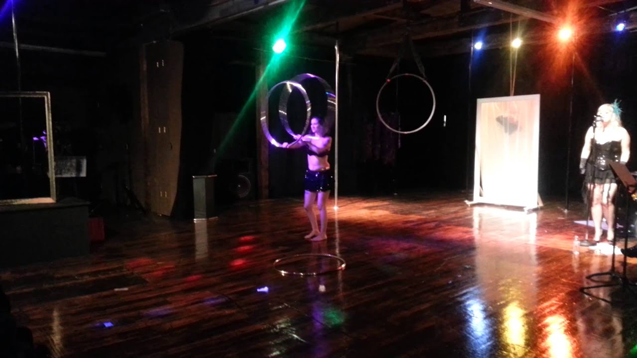 Hoop Dance Performance to Golden Years @ The House of Mood - YouTube
