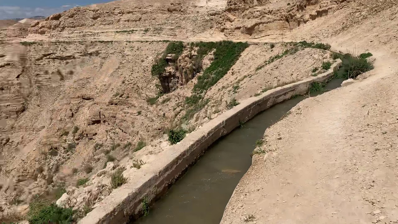 Walking from Jericho up to JERUSALEM - YouTube