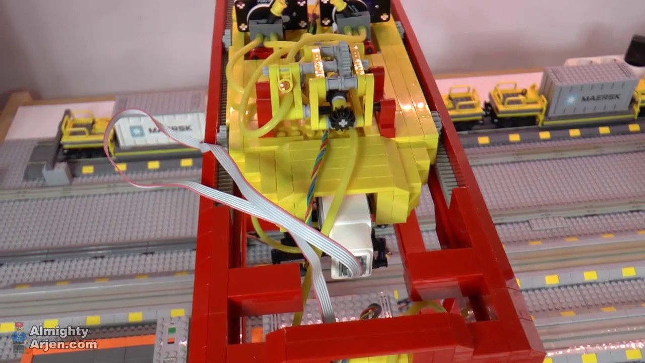 WIP Lego train container terminal automated by Arduino E09 Crane ...