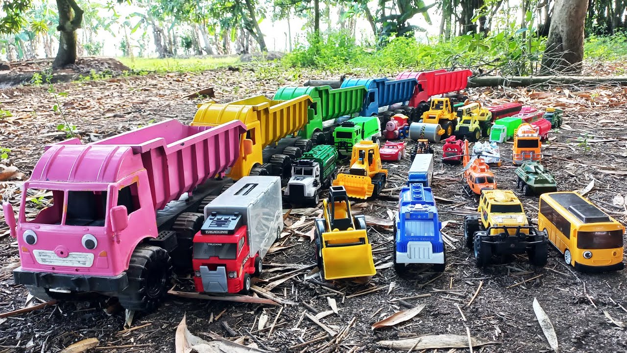 Mobil Truk Tronton Panjang Bongkar Mobil Mobilan Oleng, Mobil Balap ...