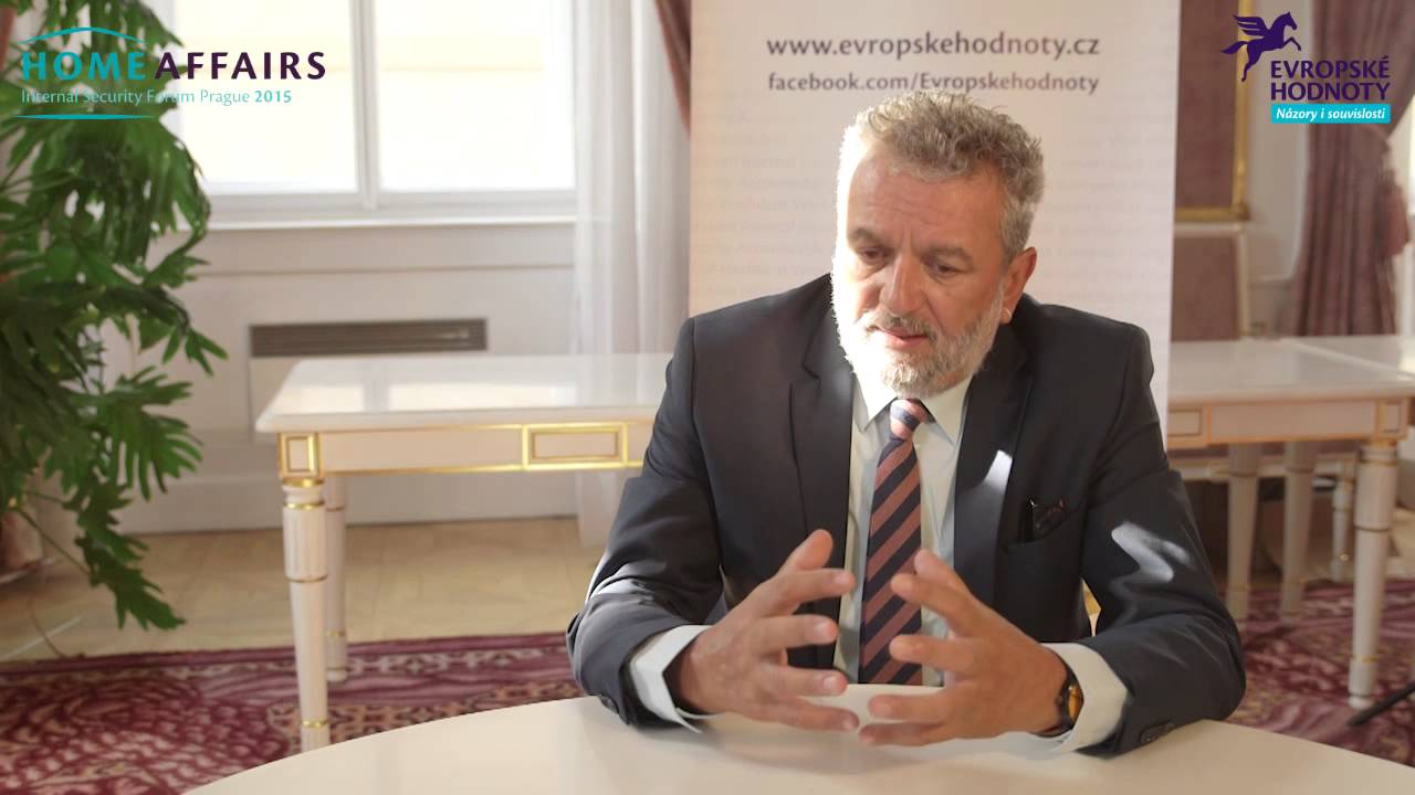 Ivan Gabal: Middle East and the rise of ISIS - YouTube