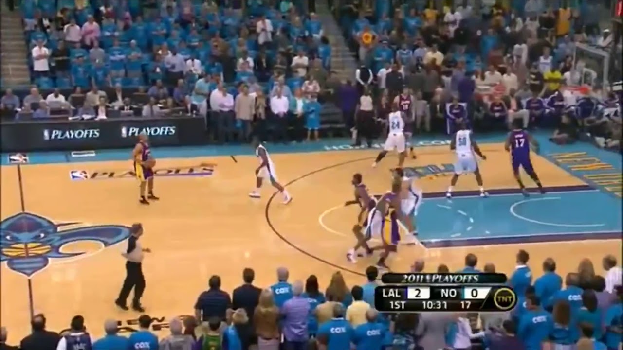 Triangle Offense - Blind Pig Flex Entry Reversal (2011) - YouTube