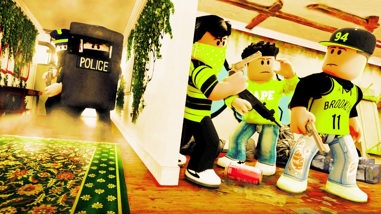 WE GOT DEEP IN THIS NEW ROBLOX HOOD GAME - YouTube