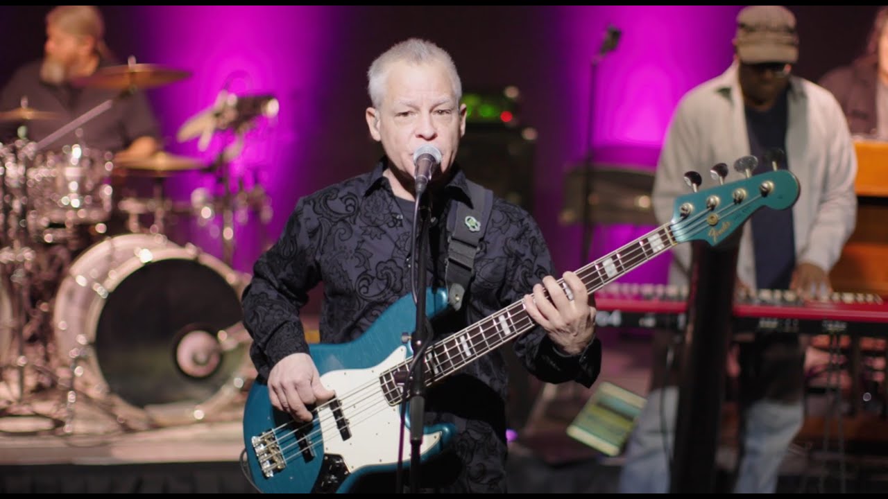 Cold as Ice - Foreigner - YouTube